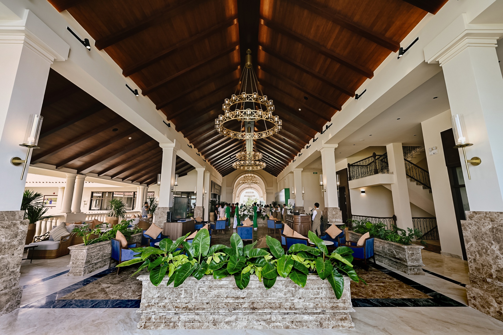 Thi công hệ thống MEP cho Golf Club House - Novaworld Phan Thiết | Tây ...